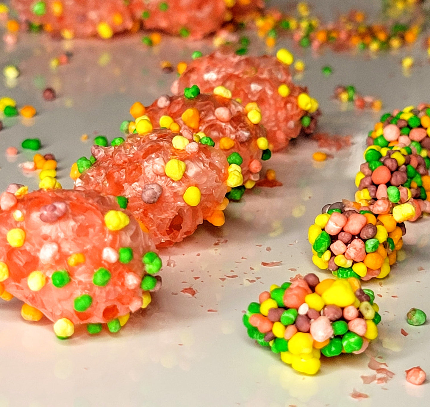 FREEZE DRIED 'RAINBOW' NERDS CLUSTERS – Oddball Candy Co.